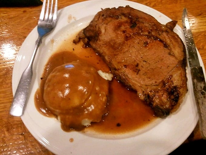 This prime rib isn't just dinner&mdash;it's an event. The kind of meat that makes vegetarians question their life choices.