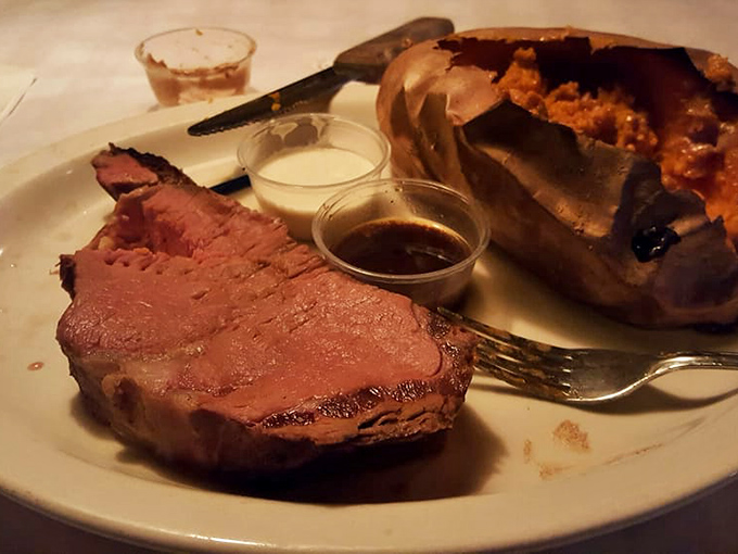 This prime rib doesn't need a fancy filter&mdash;just a loaded baked potato sidekick and three dipping sauces playing supporting roles.