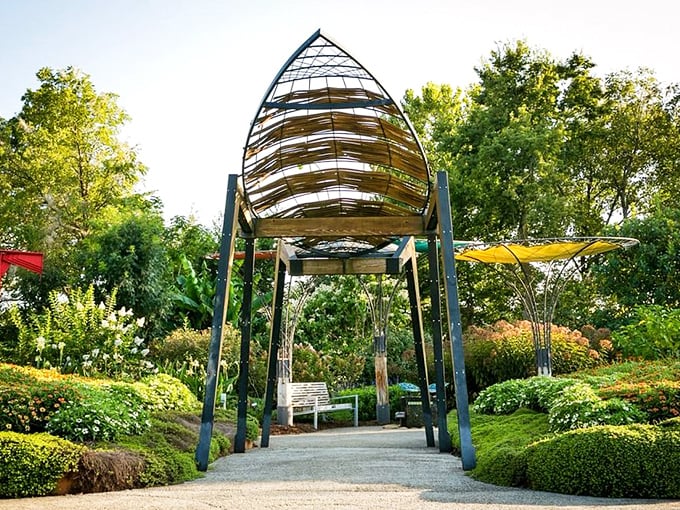 This leaf-shaped sanctuary looks like it was designed by elves with architecture degrees. Magical doesn't begin to cover it.