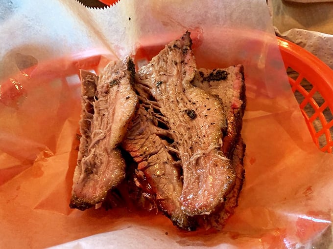 Brisket that doesn't need a passport to rival Texas. The perfect smoke ring and peppery bark tell you these folks aren't just playing at barbecue.