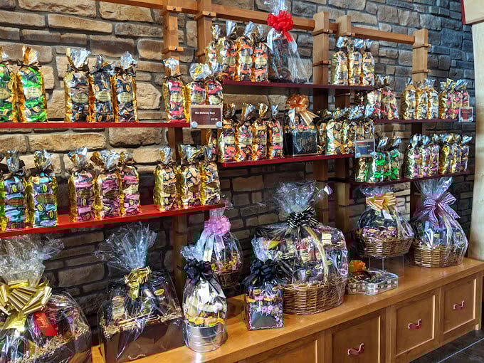 Gift baskets that say "I care enough to send the very best" or "I'm really sorry about what I said when I was hungry."