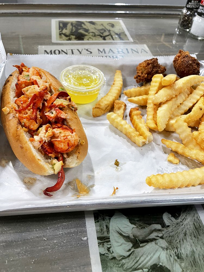 The lobster roll that launched a thousand return visits. Simple, overstuffed, and absolutely no pretension&mdash;like the seafood equivalent of your favorite uncle.