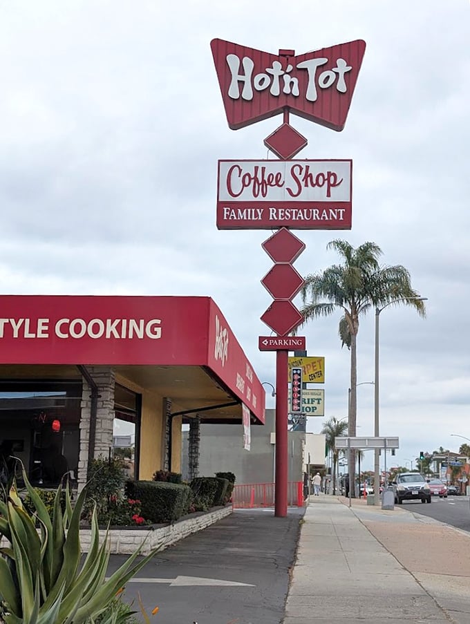 Hot N Tot: That vintage sign has been guiding hungry souls to breakfast nirvana since your parents' first date. Some landmarks need no GPS.