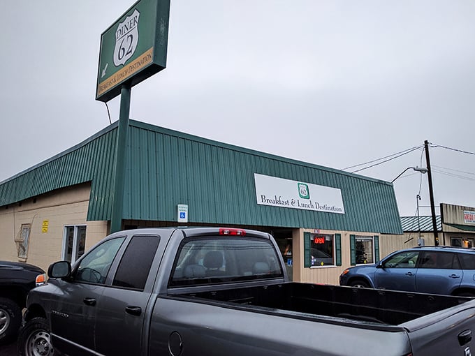 Diner 62 (Central Point): The sign doesn't lie&mdash;this is indeed a "destination" for anyone serious about their pancake-to-syrup ratio.