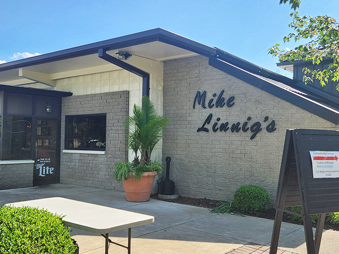 Simple stone exterior, name in elegant script&mdash;Mike Linnig's doesn't need to shout about its seafood. The locals do that for them.