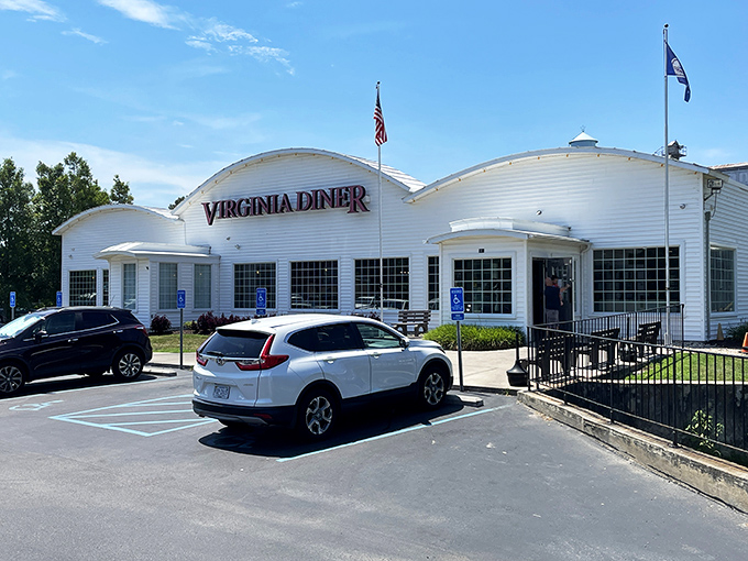  Where Southern hospitality meets architectural ambition &ndash; the Virginia Diner stands ready to convert the hungry masses.