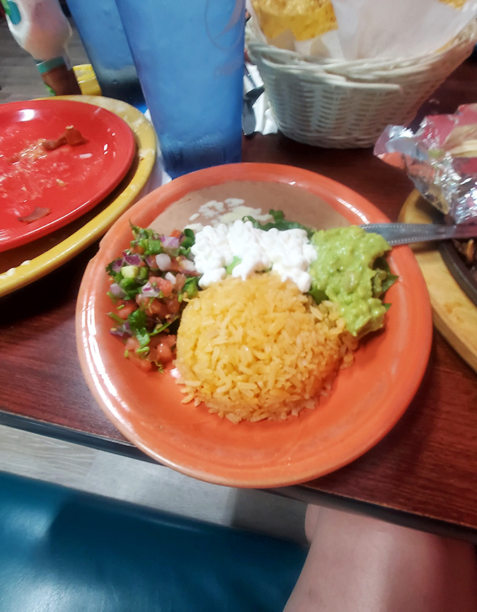 Vibrant colors that feed your eyes before the food reaches your mouth&mdash;this plate says "bienvenidos" better than any welcome sign could.