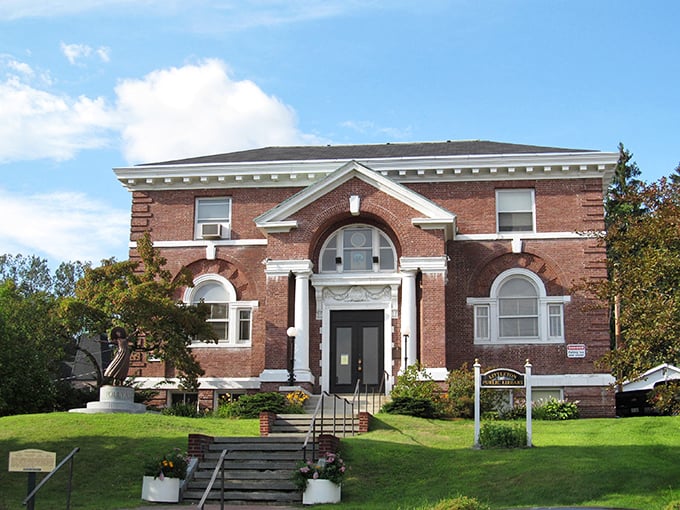 Littleton's Public Library isn't just about books&mdash;it's a brick-and-mortar love letter to knowledge wrapped in classic New England architecture.