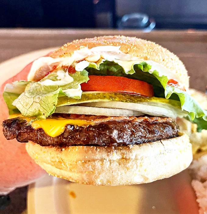 Not here for chicken? This bacon cheeseburger makes a compelling argument for infidelity to your usual Hodak's order.