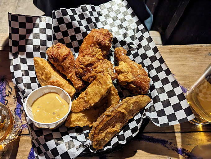 The holy trinity of comfort food: crispy chicken, massive jojos, and cold beer. Name a more perfect combination—I'll wait (about 30 minutes, just like the chicken).