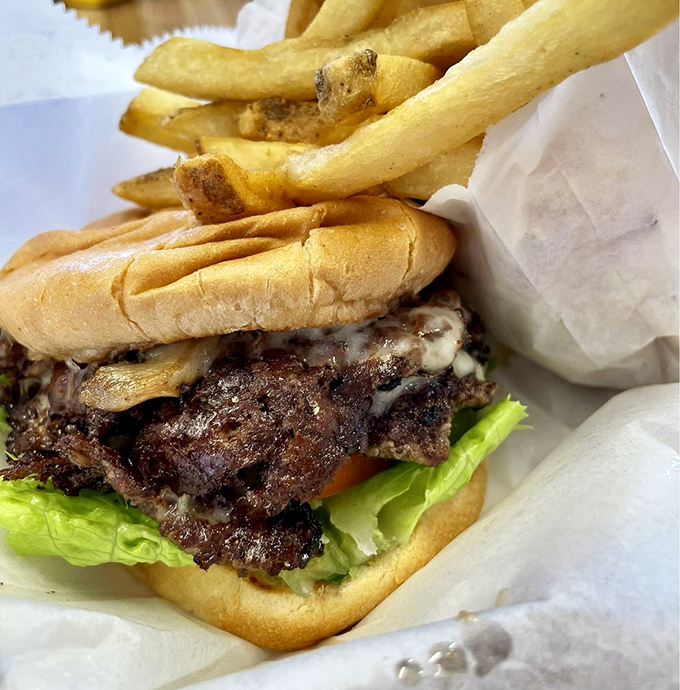 When a burger and fries look this good together, it's like the Astaire and Rogers of lunch&mdash;they just belong in the same performance.