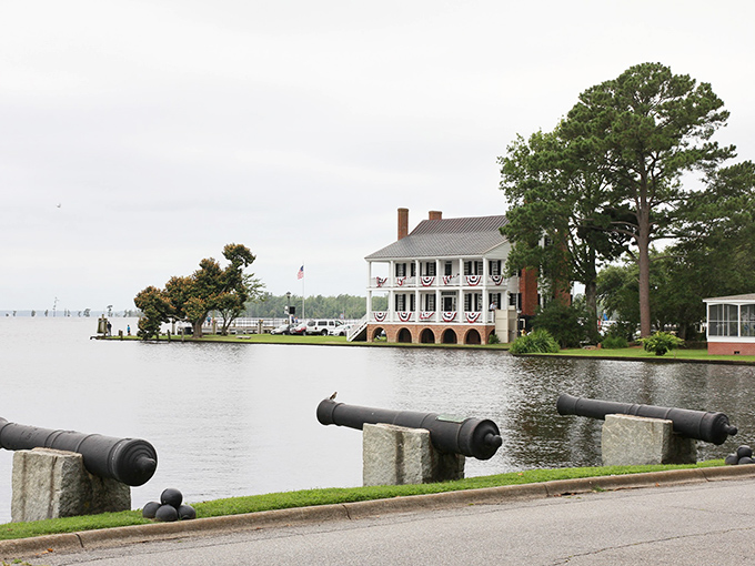 Cannons stand guard at the waterfront near the Penelope Barker House, ready to defend against British tea enthusiasts and boring vacations.