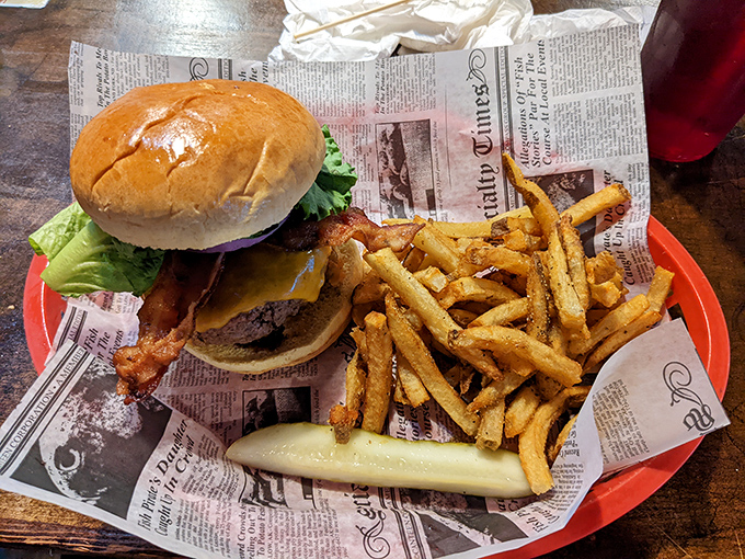 Some relationships are meant to be: burgers and fries, served on newspaper, creating that "I've found my soulmate" moment.