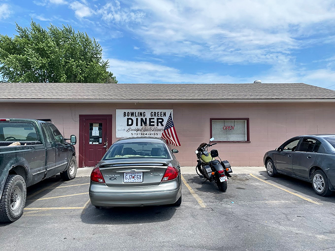 Simple on the outside, spectacular on the plate. Bowling Green Diner proves the best things come in unassuming packages.