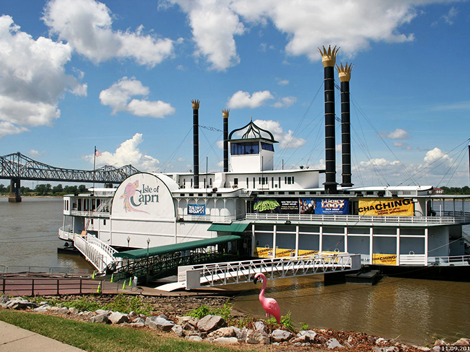 Natchez's downtown invites you to wander streets where riverboat captains and cotton kings once strolled.