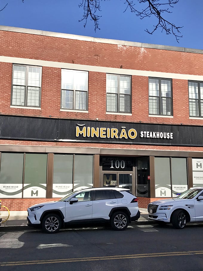 Mineir&atilde;o's modest storefront is basically a portal to Rio &ndash; just follow your nose to the sizzling grilled goodness inside.