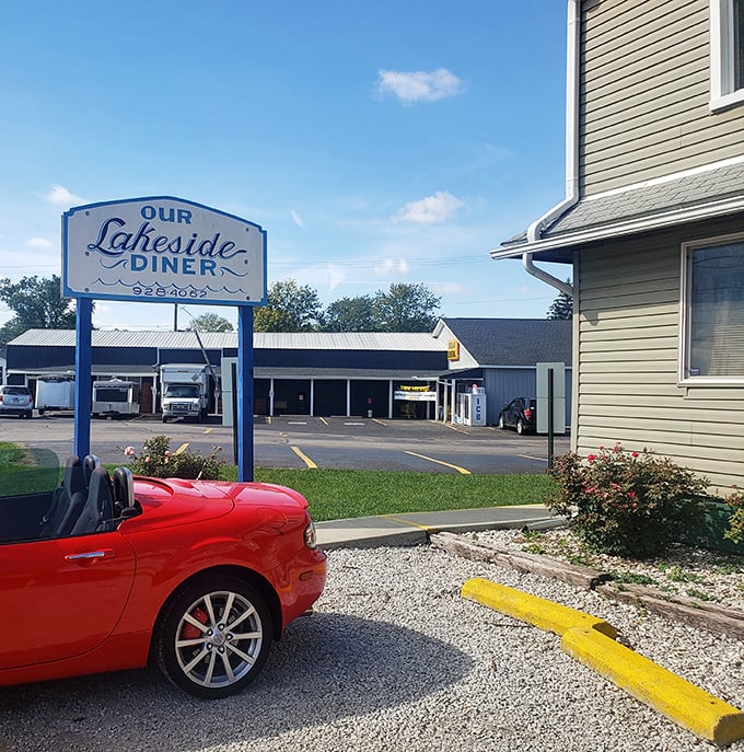 That little red convertible has the right idea &ndash; pulling up to this lakeside gem for a pre-boating stack of pancakes.
