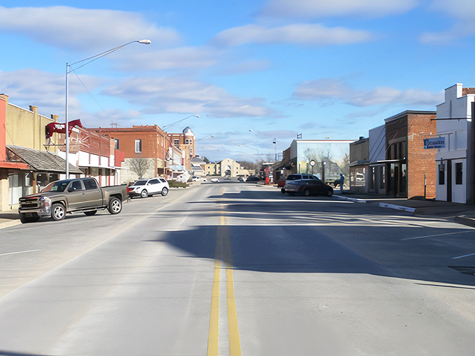 The streets of Sulphur offer that perfect small-town vibe &ndash; where the pace slows down but the charm dial turns way up.
