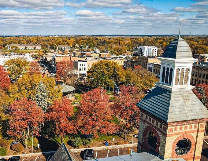 Fall foliage frames Woodstock's historic architecture in a display that makes leaf-peepers weak at the knees.