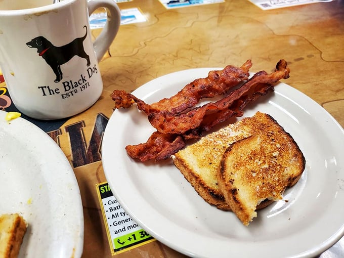 Bacon cooked to that perfect point between chewy and crisp, alongside toast that's actually buttered all the way to the edges. Revolutionary!