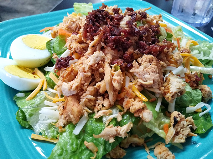 This isn't just any Cobb salad – it's proof that heartland cooking can do "healthy" without sacrificing a shred of flavor or satisfaction.