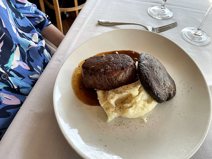 Filet mignon and mashed potatoes&mdash;comfort food dressed for the opera. Simple perfection that speaks in hushed, reverent tones.