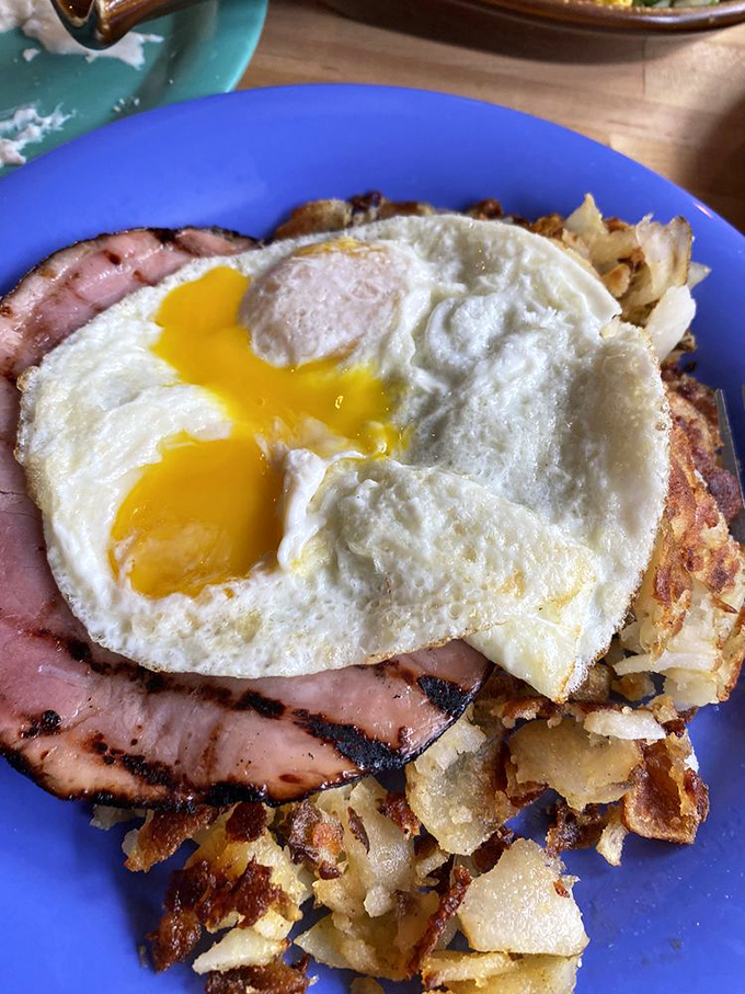 Ham and eggs: the Fred Astaire and Ginger Rogers of breakfast. Simple, elegant, and performing perfectly together on this blue plate special.