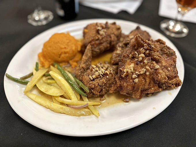 Honey pecan fried chicken that's crispy, sweet, and savory—the culinary equivalent of hitting the jackpot on a slot machine.