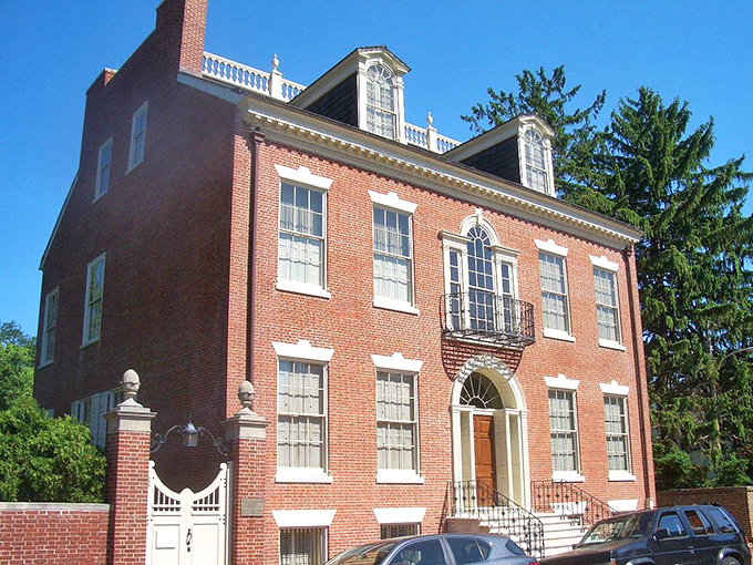 Read House and Gardens: This stately Georgian mansion isn't just architectural eye candy &ndash; it's a 14,000-square-foot time machine to early American elegance.