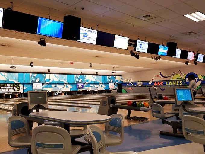 The seating area combines function with retro charm, those molded plastic chairs having witnessed everything from first dates to retirement parties.