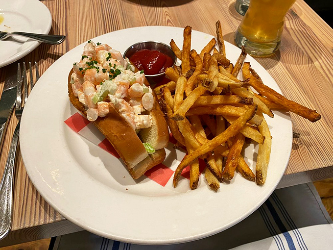 The shrimp roll – lobster's equally delicious cousin that doesn't get enough credit. Like finding twenty dollars in an old jacket, but tastier.