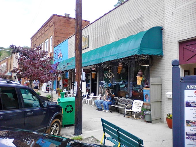 Main Street's colorful storefronts invite window shopping and bench-sitting &ndash; two activities elevated to art forms in small-town America.