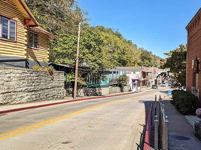 Streets that laugh at right angles and buildings that refuse to follow rules &ndash; Eureka Springs' architecture is delightfully rebellious.