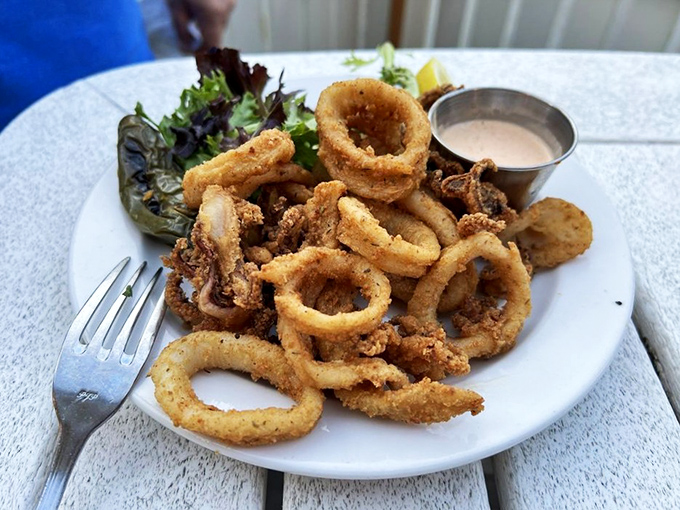 Crispy calamari that doesn't require the jaw strength of a sea captain to chew through. The perfect opening act before the crab cake main event.