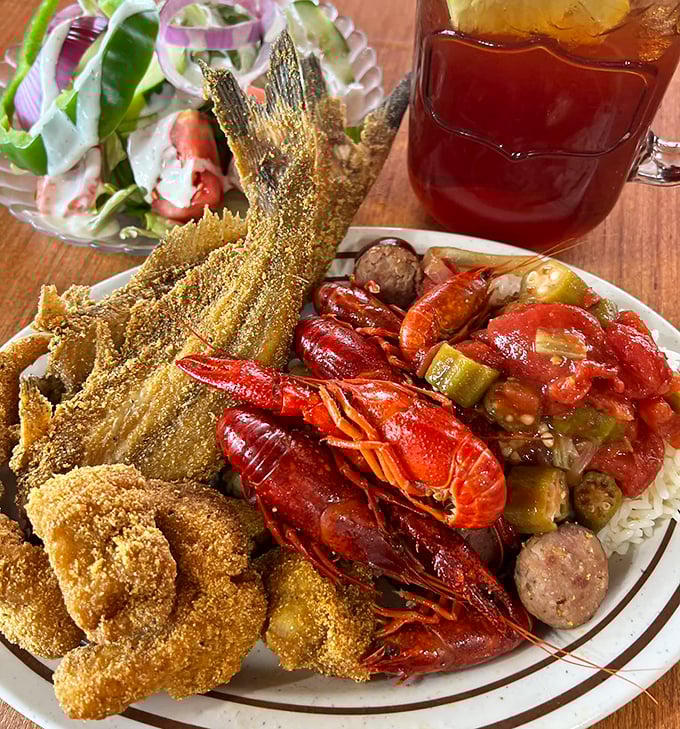 The weekend seafood spread features crawfish and fried fish that would make New Orleans jealous. That sweet tea in the corner? The perfect accompaniment.