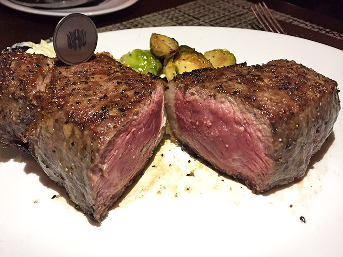 When they say "medium-rare," they mean it. This steak has the kind of precision timing Swiss watchmakers would applaud.