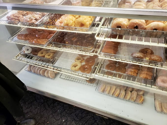 A donut democracy where chocolate, glazed, and old-fashioned varieties peacefully coexist. No electoral college needed&mdash;every choice is a winner.