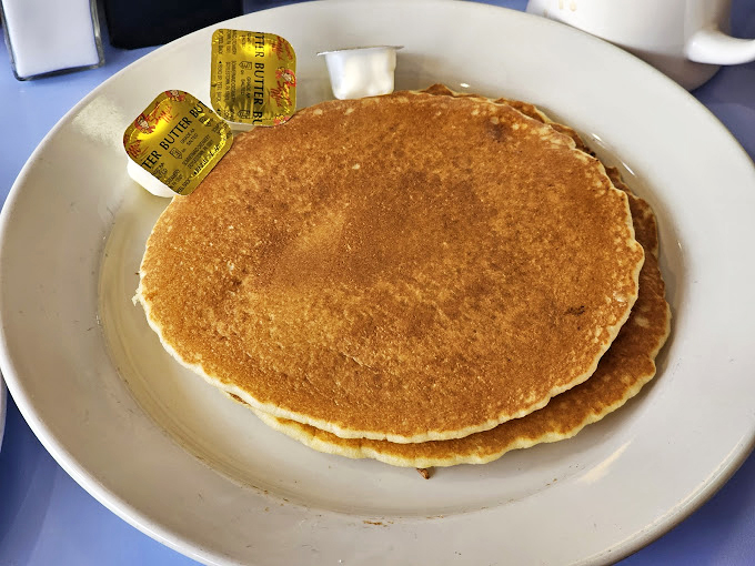 Pancakes so perfectly round they could double as frisbees&mdash;if you could bear to throw something this delicious.