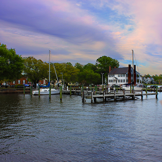 Edenton's waterfront invites you to rock away your worries while sailboats perform their elegant water ballet.