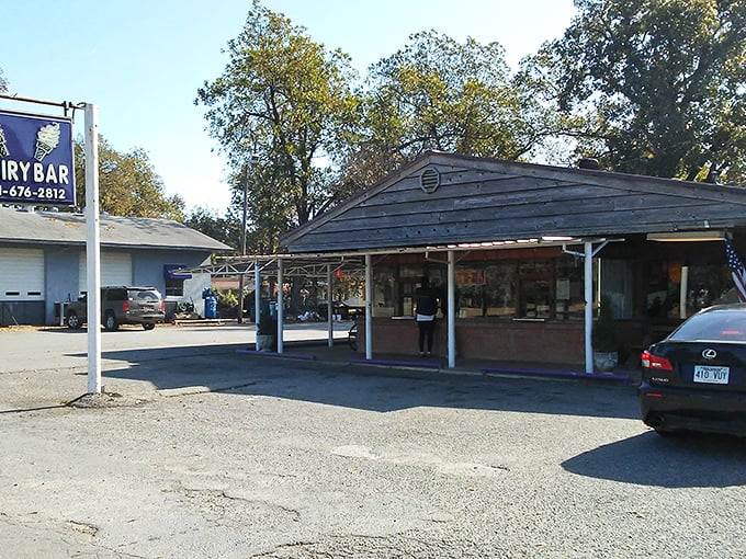The Jackrabbit Dairy Bar stands as a testament to the fact that culinary greatness doesn't need fancy architecture to shine.