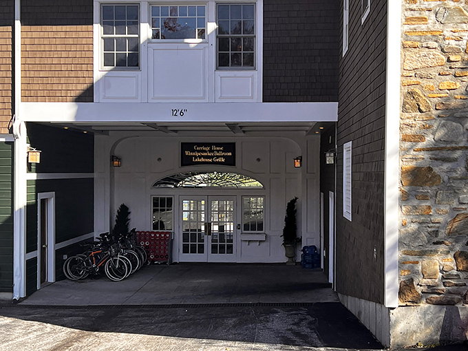 Lakehouse Grille's stone and shingle elegance offers a refined backdrop for what's really important: extraordinary steak.