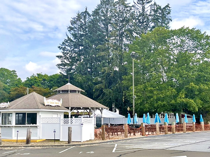 Lenny & Joe's gazebo entrance stands like a temple to seafood simplicity—no frills, just thrills for your taste buds.