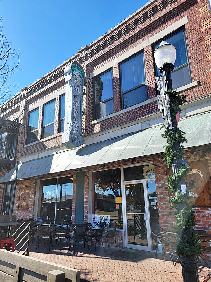 Sam & Ella's Chicken Palace: Don't let the name fool you &ndash; this quirky spot is a pizza lover's paradise in disguise.