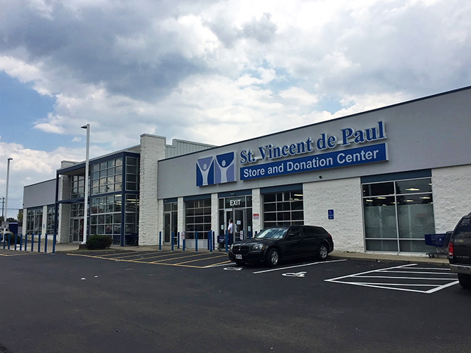 St. Vincent de Paul's modern design breaks the "dusty thrift store" stereotype faster than you can say "Is this really only five dollars?"