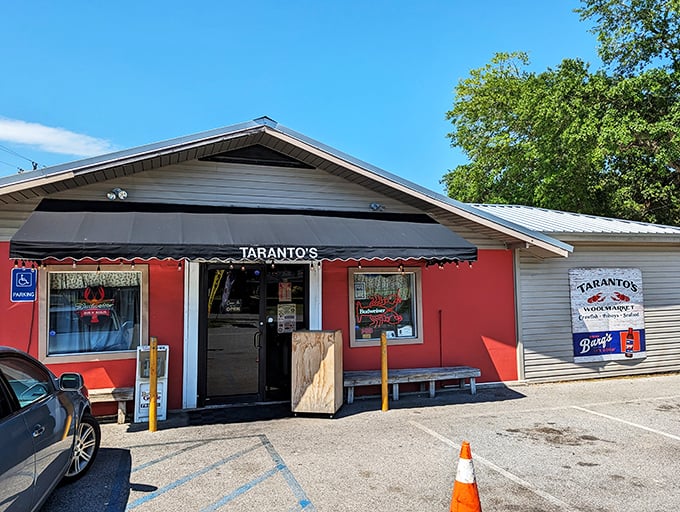 Don't judge this seafood by its cover! Taranto's humble red building hides crawfish that will make you dance.