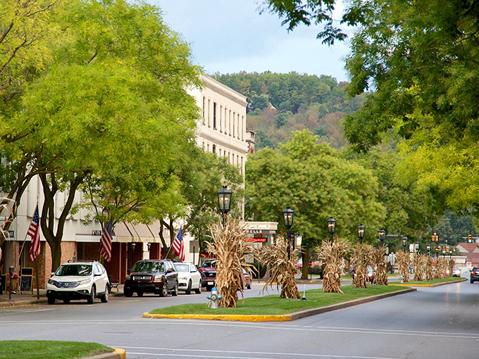Wellsboro's gas lamps and wide boulevard create small-town magic &ndash; Norman Rockwell would've needed extra canvas here.