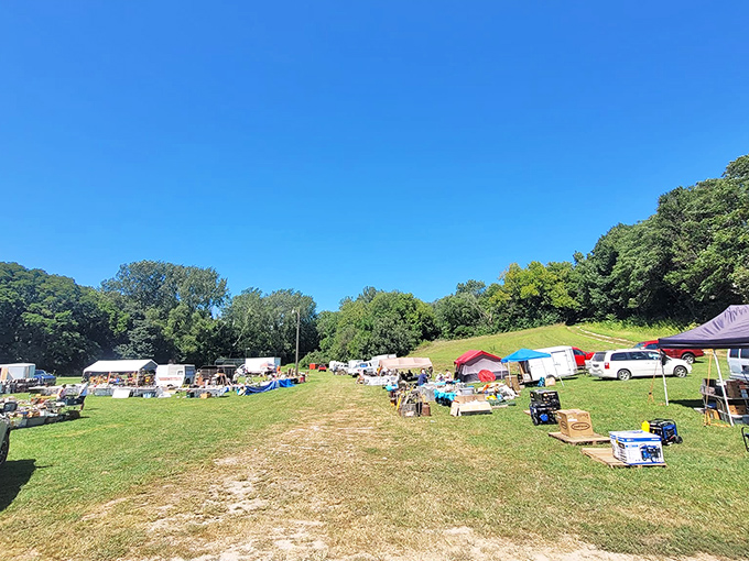 White Cloud's open-air market sprawls across green fields. Social distancing was cool here long before it was mandatory!