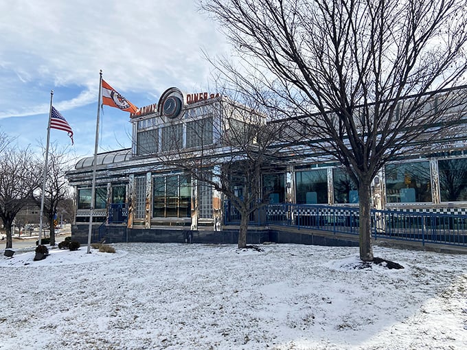 The classic American diner in winter dress &ndash; Broadway's gleaming exterior promises warmth, both in temperature and hospitality.