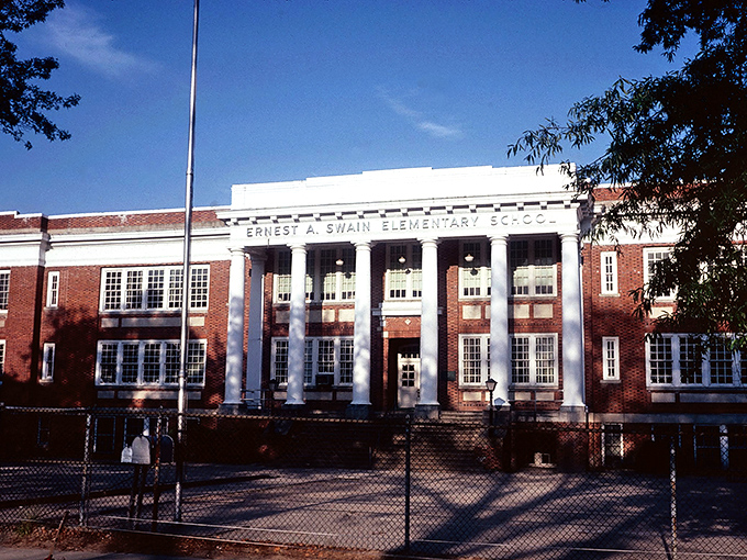 Colonial grandeur meets Southern hospitality in Edenton, where history isn't stored in museums&mdash;it's lived daily.