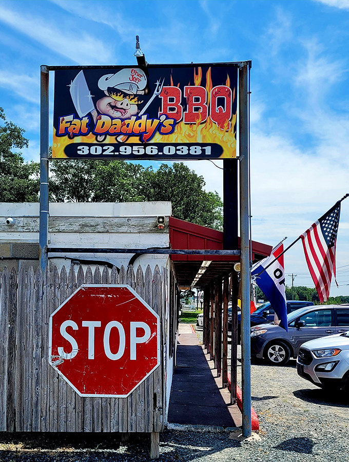 Fat Daddy's cartoon pig sign is your roadmap to rib nirvana. Sometimes the best BBQ hides behind the most playful exteriors.